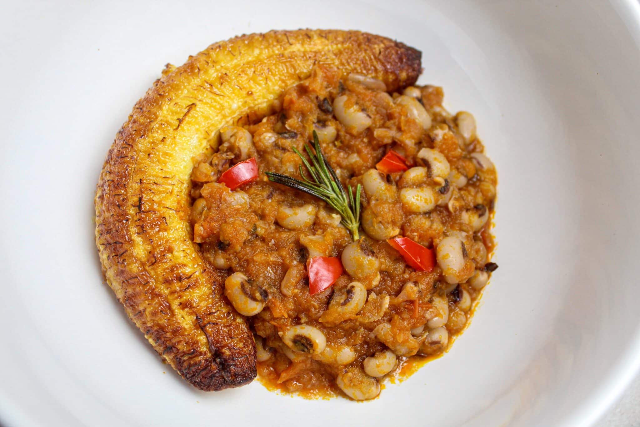 12 Delicious Dishes to Introduce You to Traditional Ghanaian Food - Beyond Borders